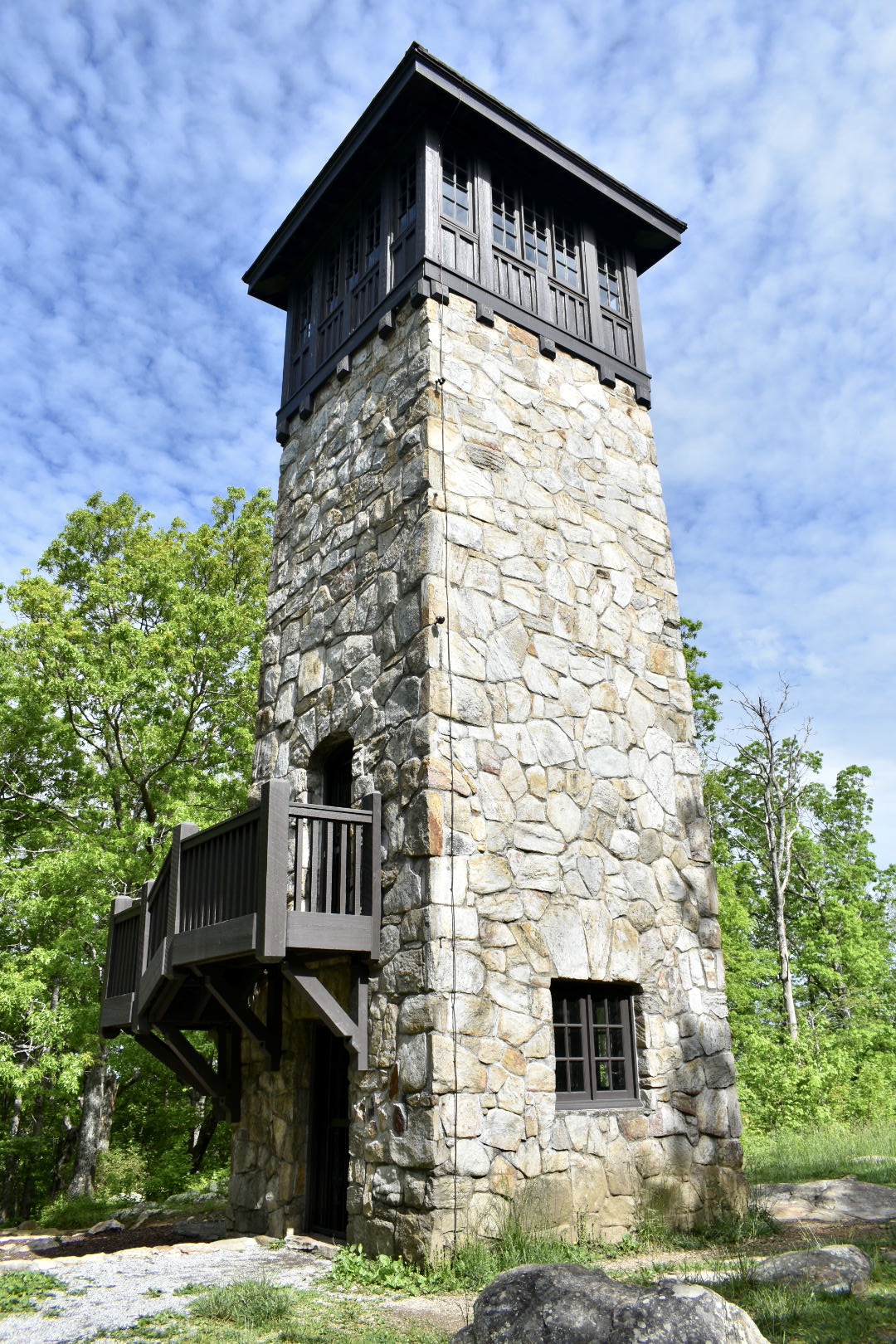 fort-mountain-stone-tower | Imagine Camper