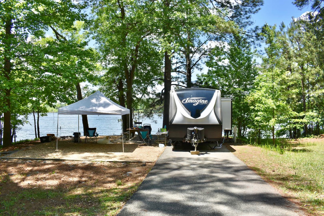 Victoria-Campground-site-22-lake-front | Imagine Camper