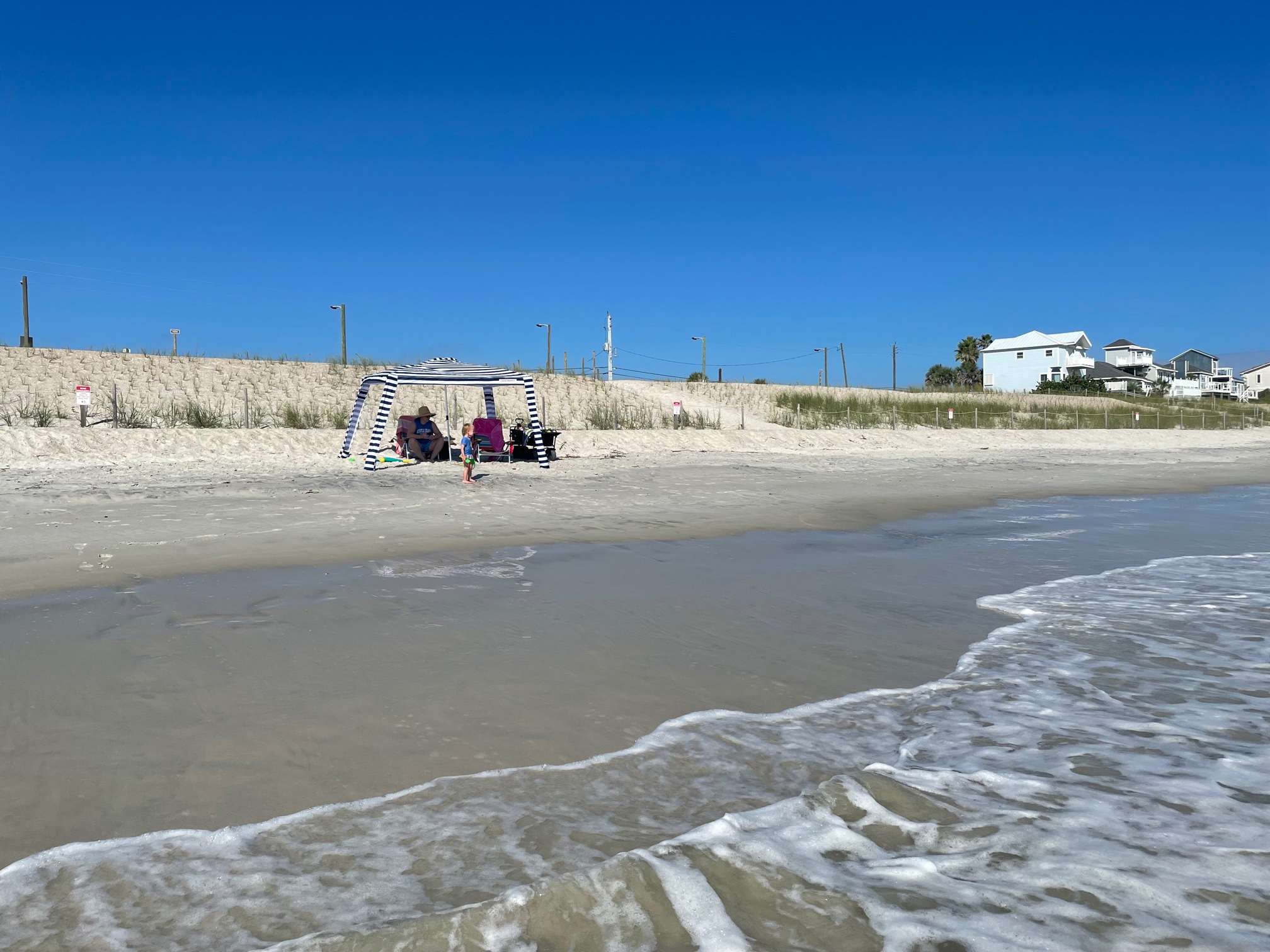 North-Beach-Camp-Resort-beach-setup | Imagine Camper