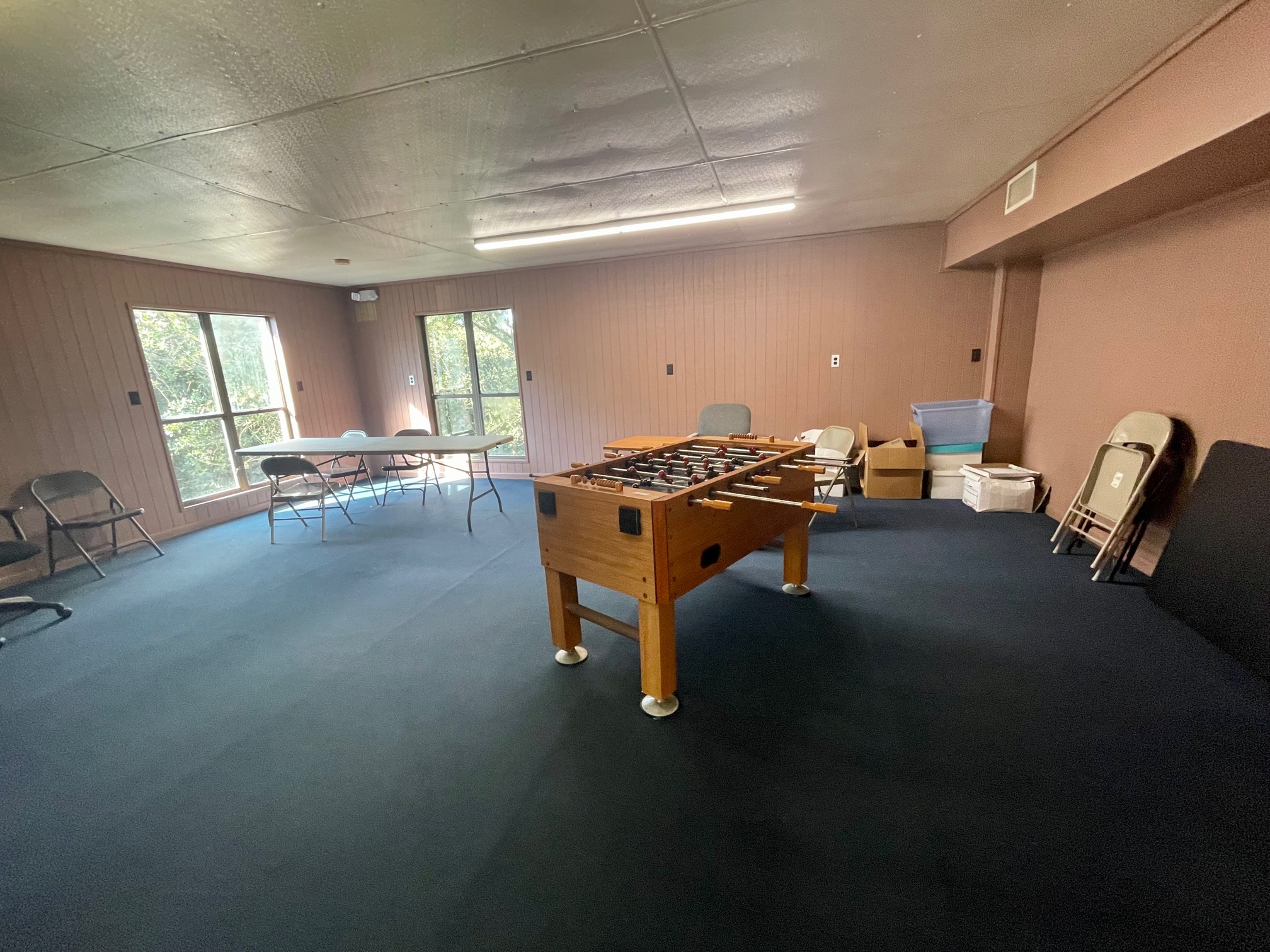 North-Beach-Camp-Resort-game-room | Imagine Camper