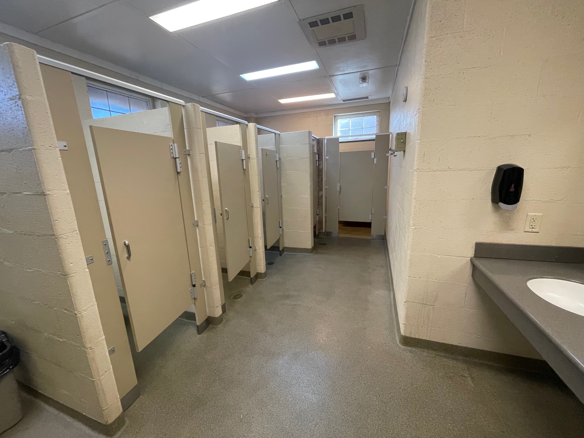 Red-Top-Mountain-State-Park-restroom | Imagine Camper