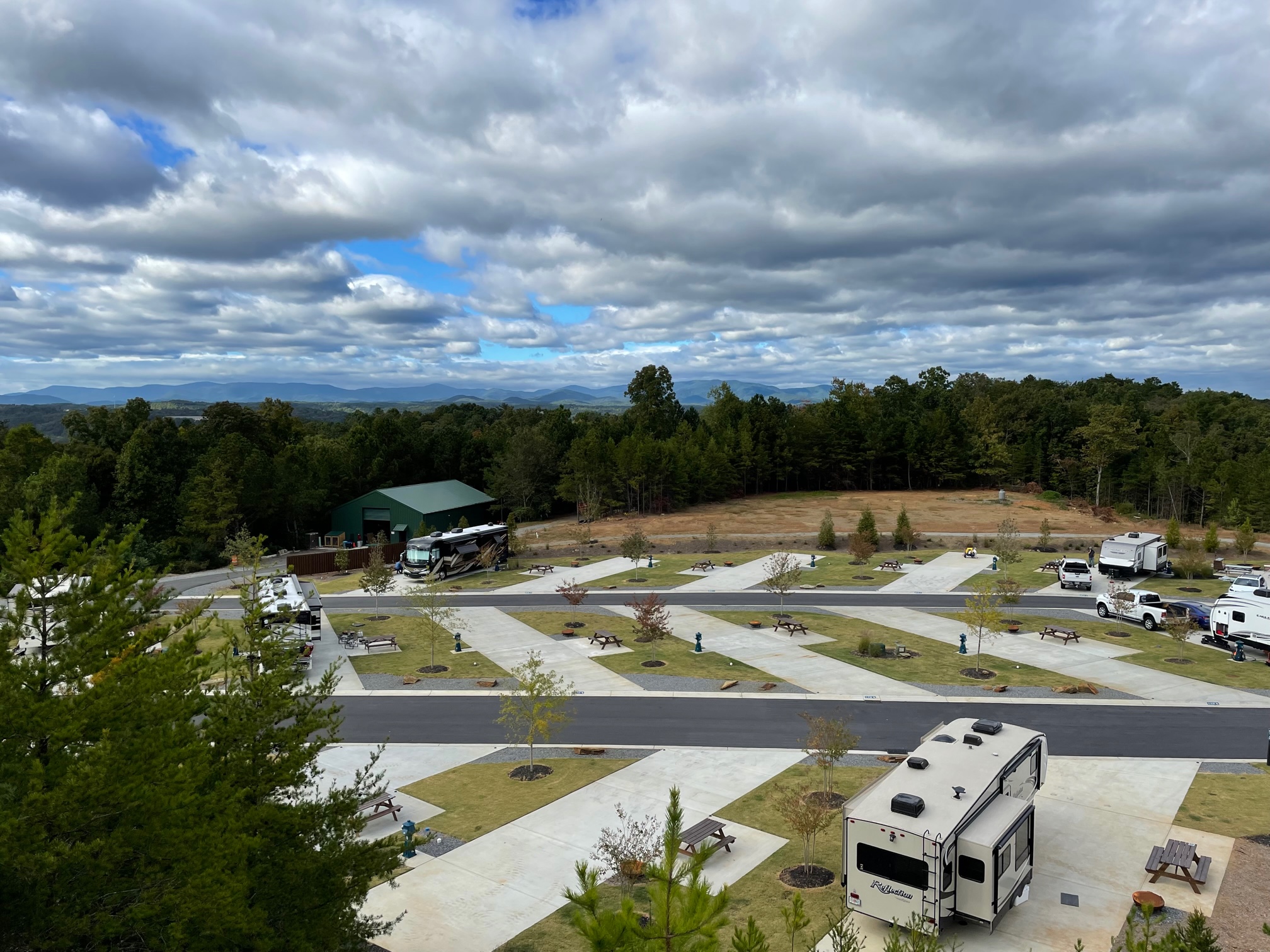 Talona-Ridge-RV-Resort-falcon-ridge-pull-thru | Imagine Camper