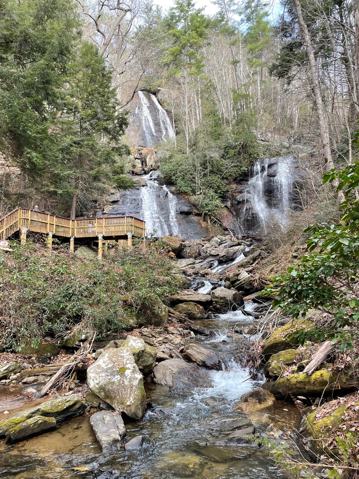 Anna-Ruby-Falls-hike | Imagine Camper
