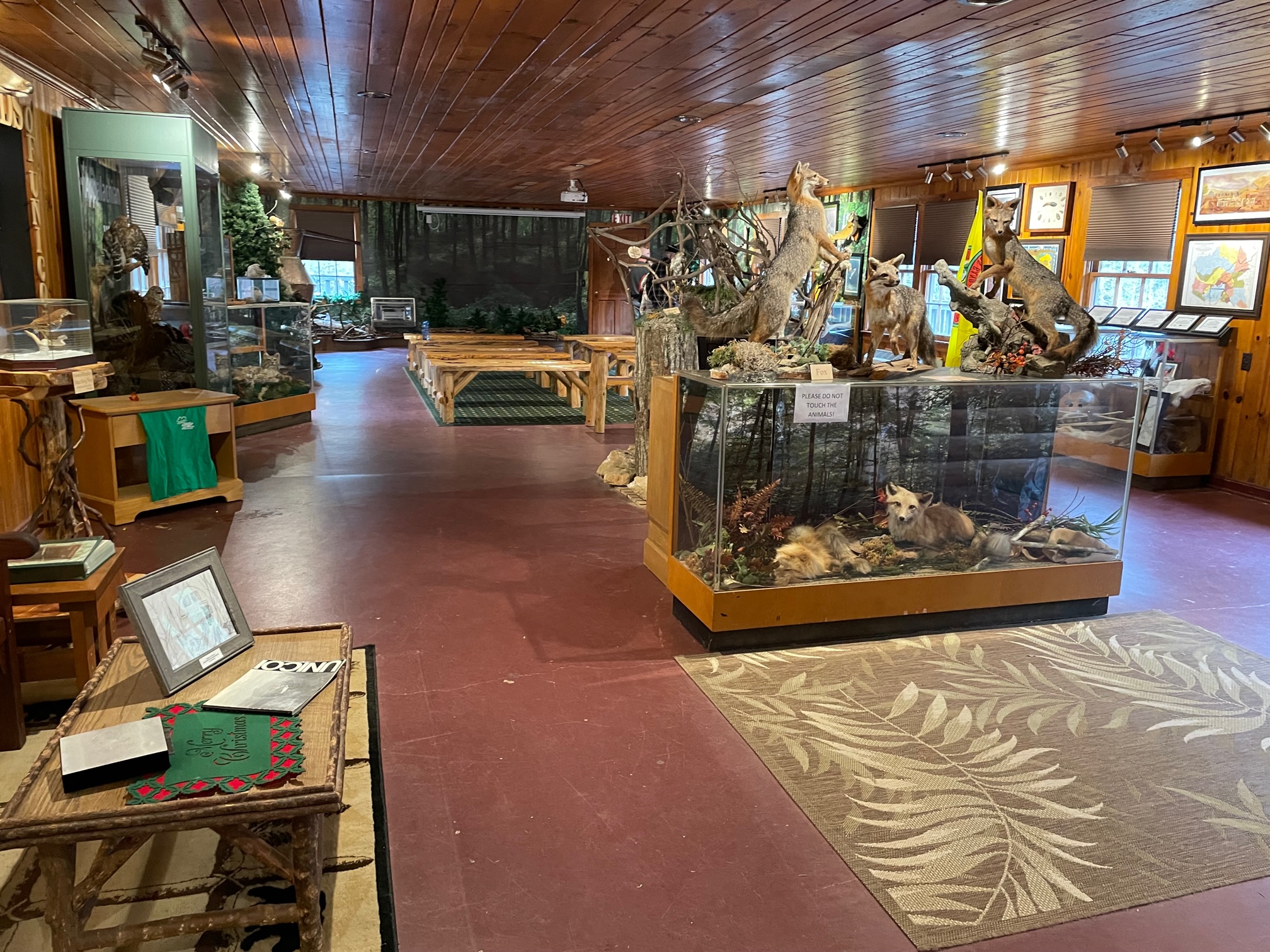 Unicoi-State-Park-and-lodge-visitors-center | Imagine Camper