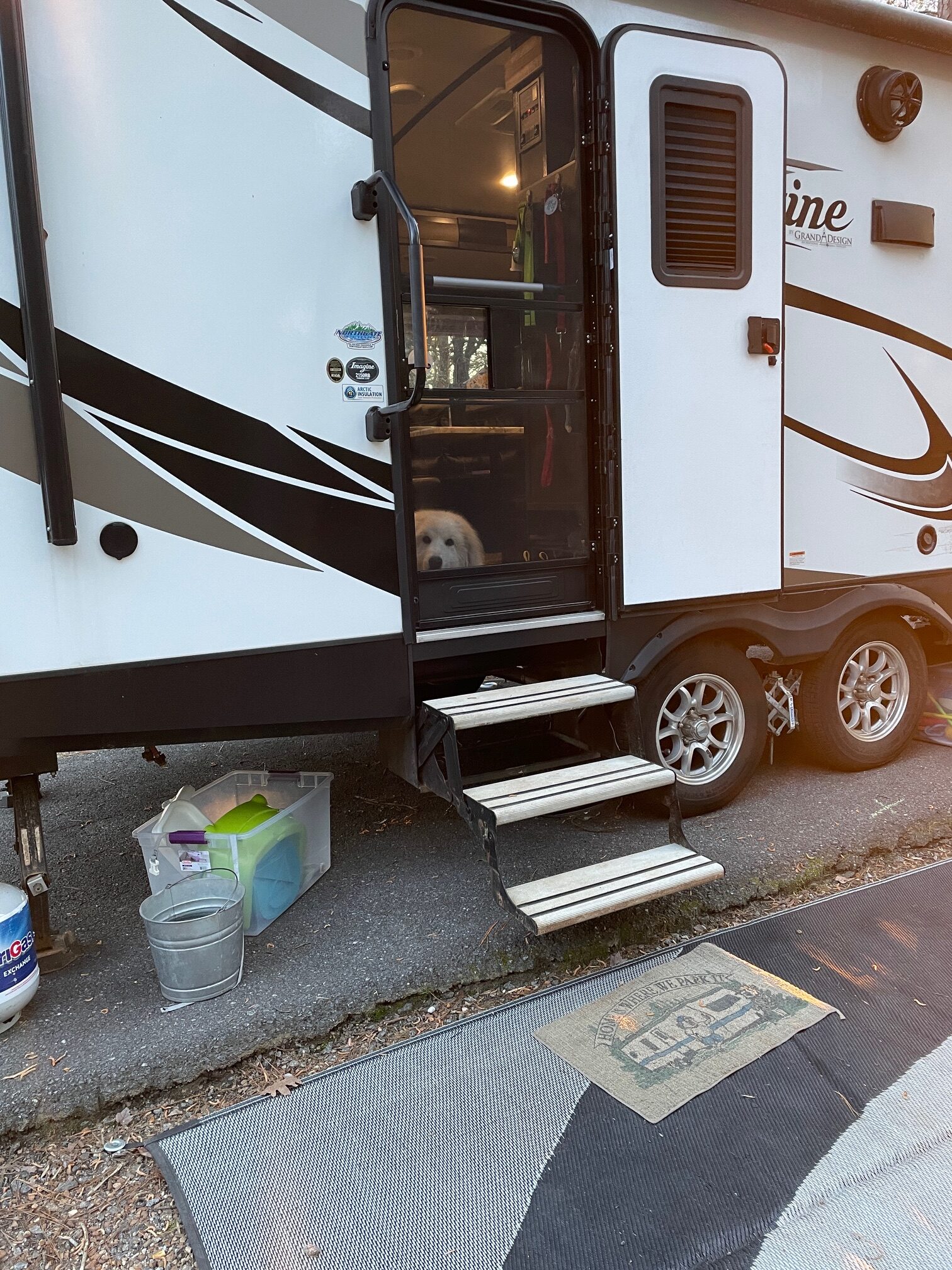 grand-design-imagine-dog | Imagine Camper