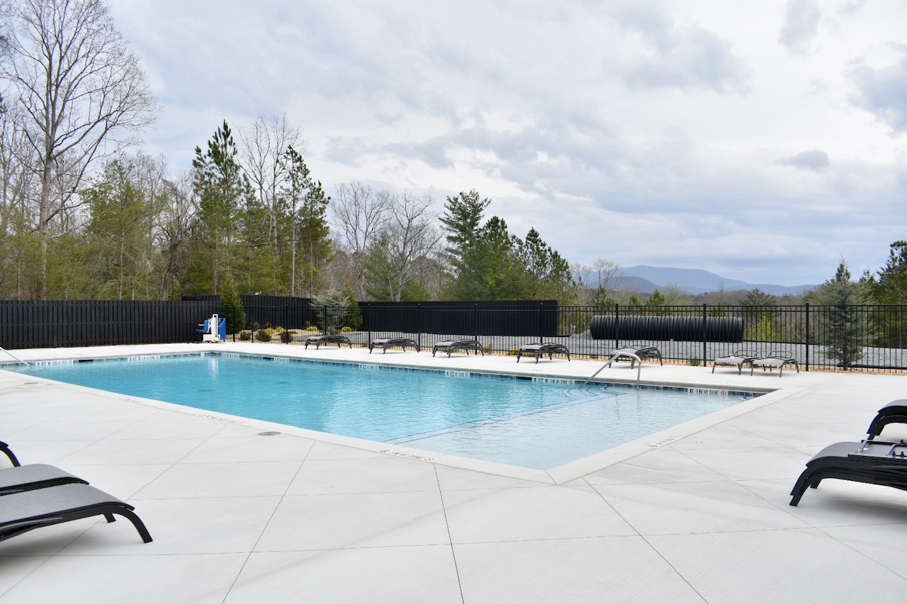 Talona-Ridge-RV-Resort-new-pool | Imagine Camper