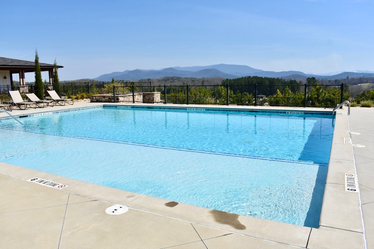 Talona-Ridge-RV-Resort-pool | Imagine Camper